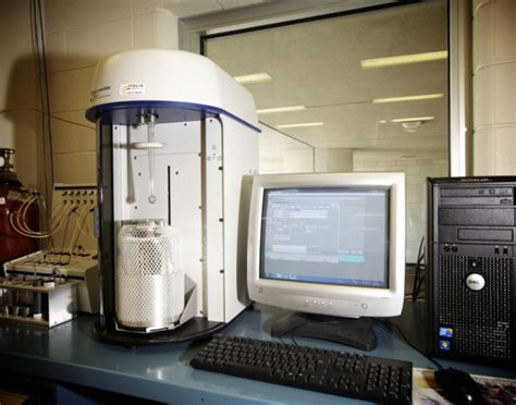 Analyseur De Surface Spécifique Tri Star Ii De Micromeritics Regal