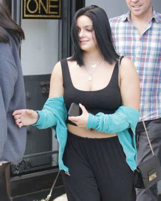 Ariel Winter Porno Foto S Xxx Pics Sex Beelden Pictoa