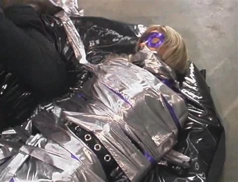 Daredoll Minx Wrapped 17 By Stormcrow6060 On Deviantart