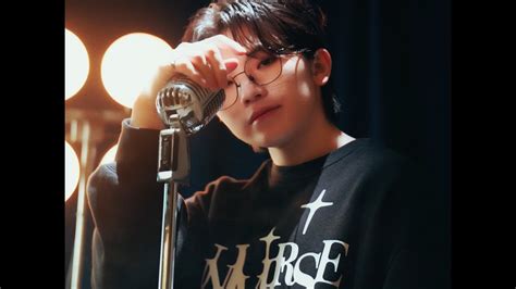 로맨틱크라운 세븐틴 우지 23 Spring 컬렉션 Youtube