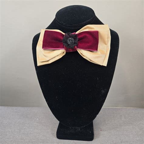 Neck Bows And Cravats