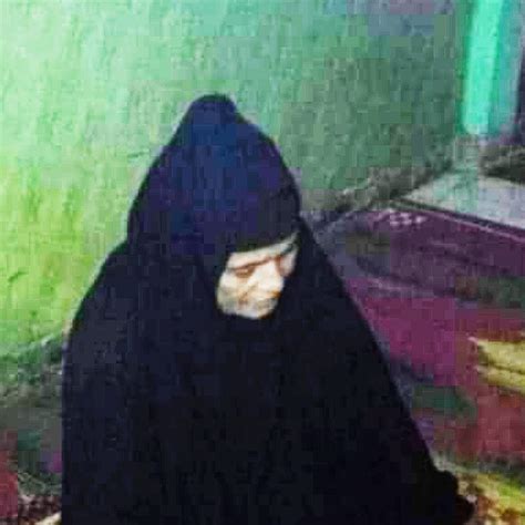 اللَّهُمَّ بَشِّرْ أُمِّي بِجَنَّةٍ فِيهَا مَا لَا عَيْنٌ رَأَتْ