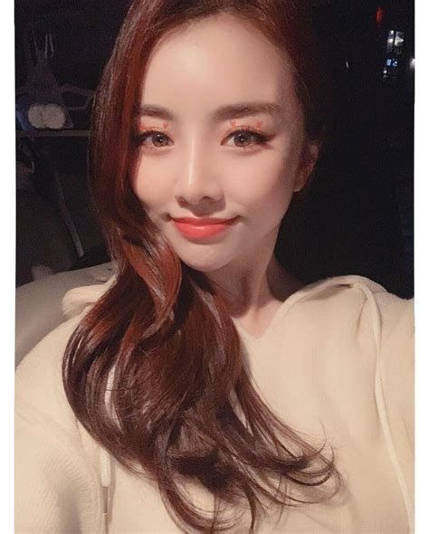 약후방 물에서 나오는 가수 설하윤 유머움짤이슈 에펨코리아