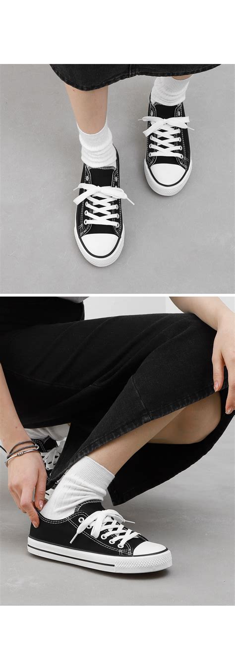 잇슈 레이스업 통굽 캔버스 스니커즈2545cm 11442and11187