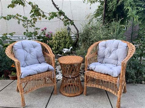 2 кресла звичайні і круглий стіл спіраль — ціна 4120 грн у каталозі Меблі для дачі Купити