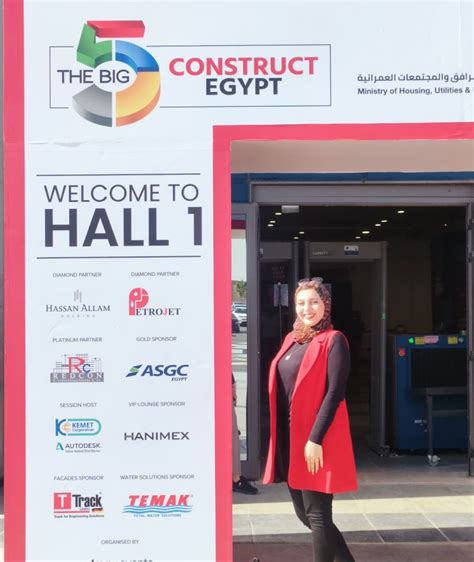 Nadeen Ayman On Linkedin One Year Spent In Sales 🎉🤍