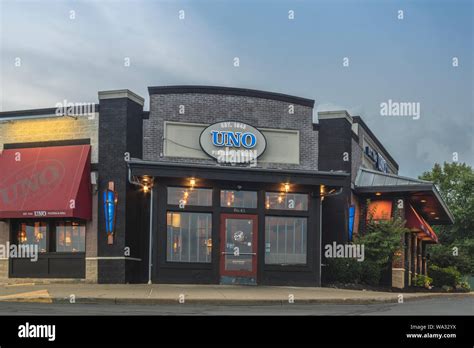 Uno Chicago Grill Fotos Und Bildmaterial In Hoher Auflösung Alamy
