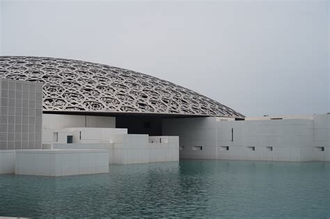 아부다비의 루브르 박물관 분관 오마이포토