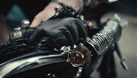 How To Remove Rear Fender Harness Plug Harley Davidson | Iron Horse Rebels