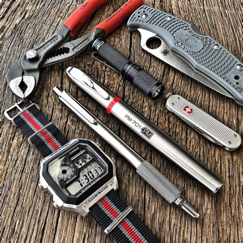 Edc Bag Essentials At Joanna Swanner Blog