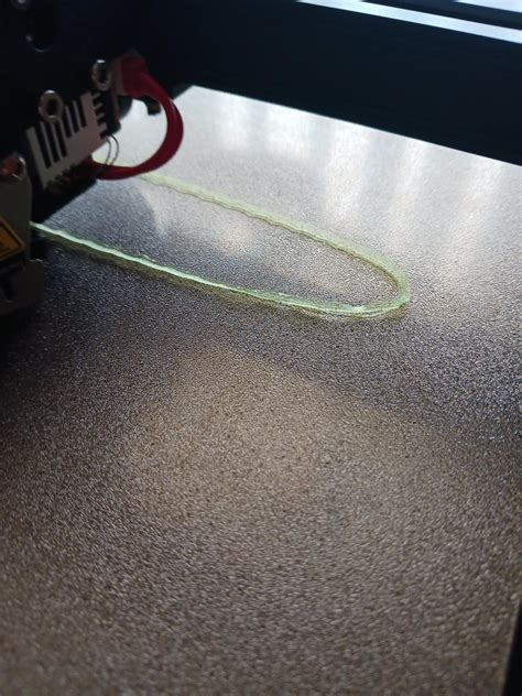 filament peeling off as printing first layer? : r/FixMyPrint