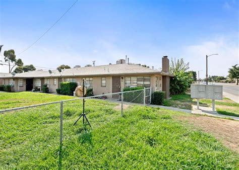 2128 N First St Fresno Ca 93703 Mls Ml82020605 Redfin