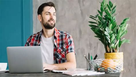 بیت جاب بهترین سایت های فریلنسری ایران