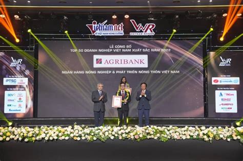 Agribank đứng trong Top Doanh nghiệp lớn nhất Việt Nam năm
