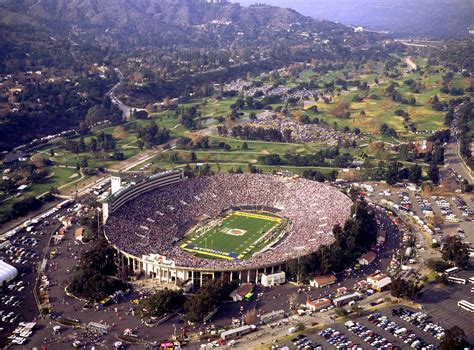 Rose Bowl Stadium History Capacity Events And Significance