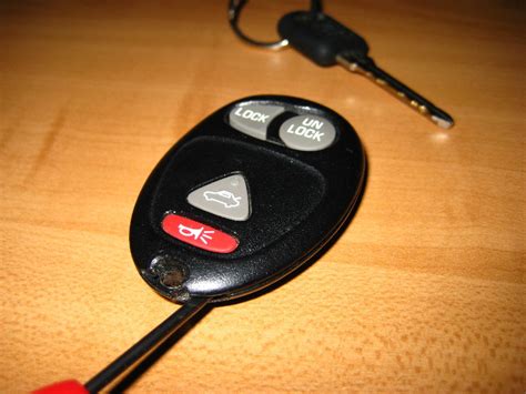 Gm Keyless Entry Fob Battery Replacement Guide 003