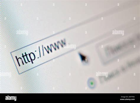 Internet Address Computer Screen Close Up Stock Photo Alamy