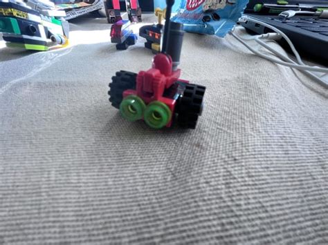 Insect Themed Combining Robot Inspired By Power Rangers R