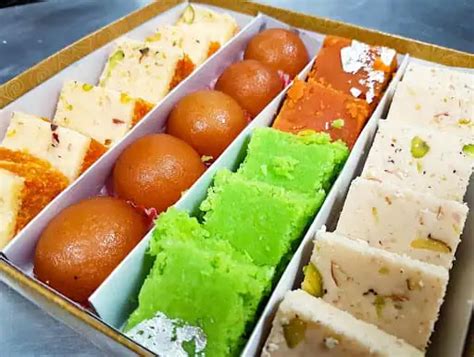 Mohanas Sweets Model Town 2 New Delhi Zomato