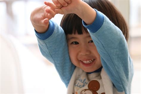 무료 이미지 사람 사진술 초상화 손가락 어린이 푸른 표정 아이들 유아 피부 오르간 작은 신선한 화신