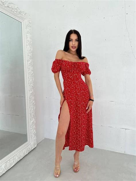 🥰надзвичайно чарівна квіткова сукня міді яка не залишить вас без уваги