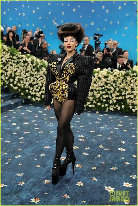 Doja Cat Rocks 80s Inspired Bodysuit To Met Gala 2025 Photo 5153840
