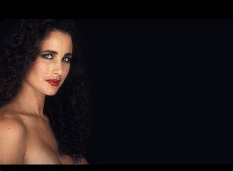 Pin By Suletumen On Piacere Andie Macdowell Actresses Pin Up Photos