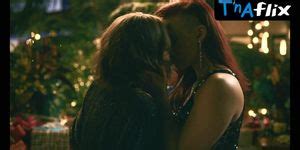 Sofia Vergara Lesbian Scene In Griselda Tnaflix Com