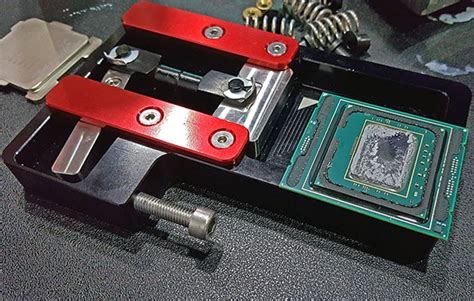 Intel S Core I K Coffee Lake Monster CPU Easily Overclocks To