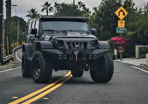 How Does The Center Diff Lock Work And How To Use It Properly Off Roading Pal