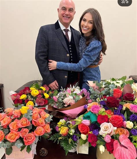 Surpriză Cu Cine Se Iubește Fiica Afaceristului Dorinel Turcu