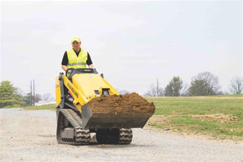 “jack Of All Trades” New Hollands New C314 Mini Observe Loader Home