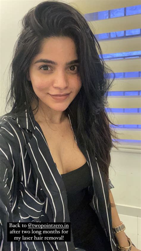 Divya Bharathi Rhottamilcelebs