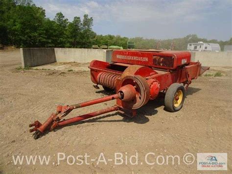 Massey Ferguson 10 Squar Elsenpeter Auctions And Real Estate Inc Dba