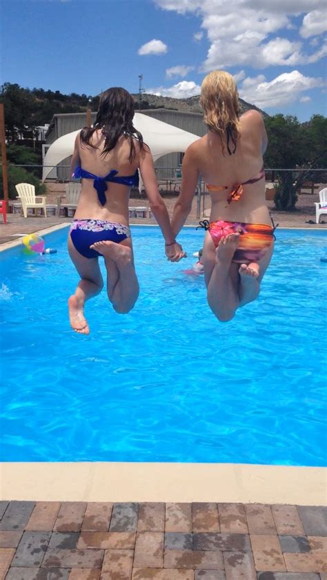 Best Friend ️ Pool Poses Photo Ideas Best Friends Best Friends