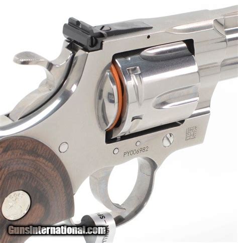 BRAND NEW Colt Python Mag SP WTS Inch In Blue Hard Case