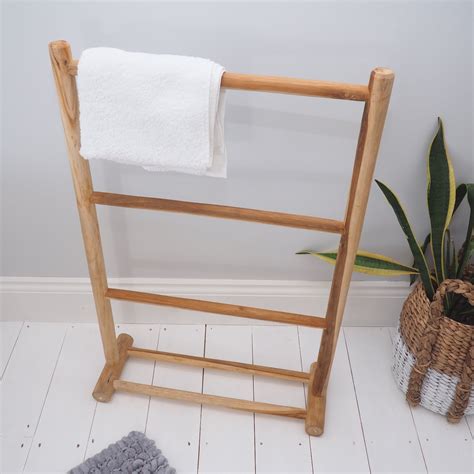 How To Build A Free Standing Towel Rack At Tammy Cornell Blog
