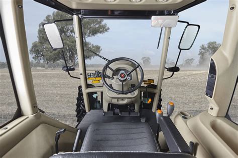 Massey Ferguson MF 4410 Technische Daten des Allradtraktors (2023 ...