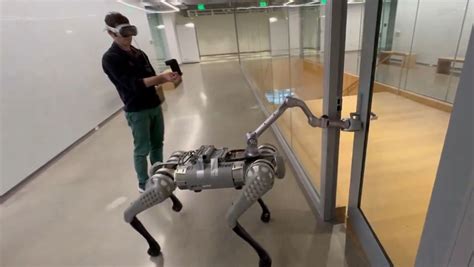 A Technology Will Be Developed That Uses Apple Vision Pro To Operate A Robot With Gestures To