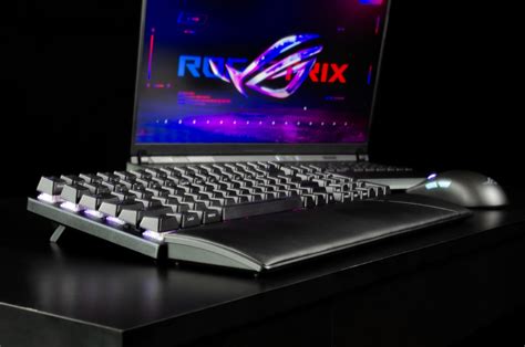 Hands On The ROG Strix Scope II Wireless Keyboard Keeps The Numpad Stays Slim