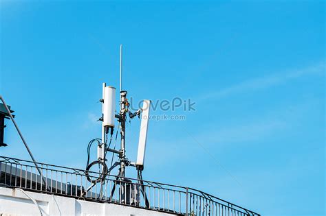 Signal Base Station On The Roof Of The City Picture And Hd Photos Free Download On Lovepik