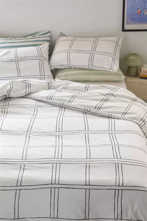 Washed Cotton Wiggle Grid Duvet Cover Urban Outfitters