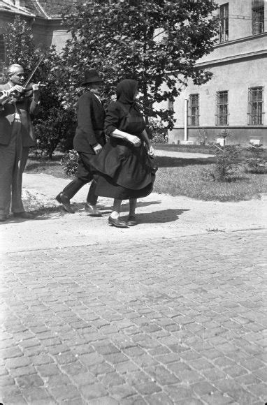 Népzenei és Néptánc FotÓarchÍvum On Line Adatbázis