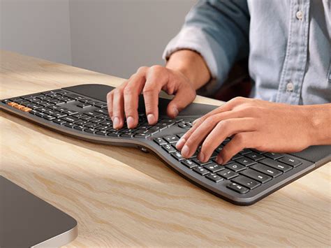 Ek01 Plus Ergonomic Split Keyboard With Backlight Protoarc
