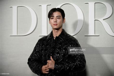 파리 패션위크 폭격중인 차은우 촬스의 이슈와 유머