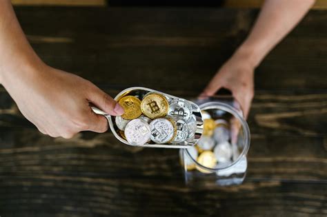 How To Store Cryptos The Difference Between Hot And Cold Crypto