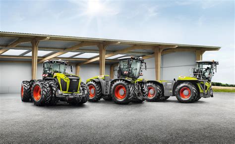 Claas Unveils The Powerful Xerion Large Tractor A Utility Workhorse