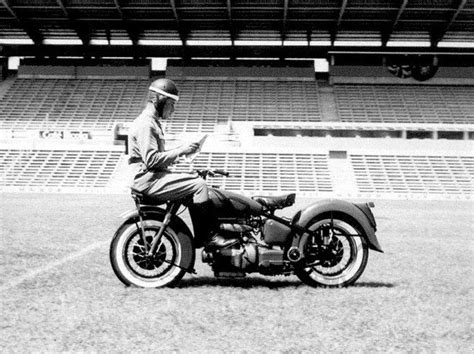 Sorrir Antes Que Uma Moto Nos Caia Em Cima Moto X