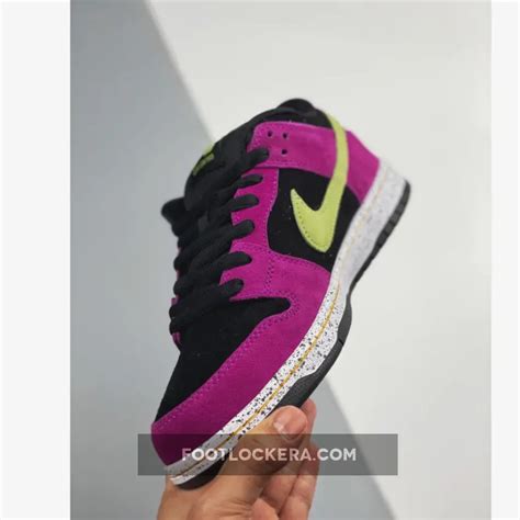 Nike Sb Dunk Low Red Plum Bq6817 501 Taxi Dunks Footlockera