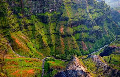 რომელია 10 გამორჩეული კანიონი მსოფლიოში ფოტო Bpn Ge